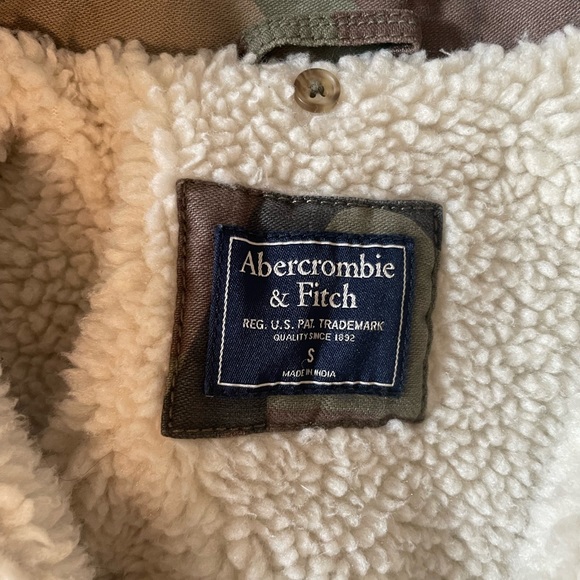 Abercrombie & Fitch | Jackets & Coats | Abercrombie Small Army Sherpa Jacket | Poshmark